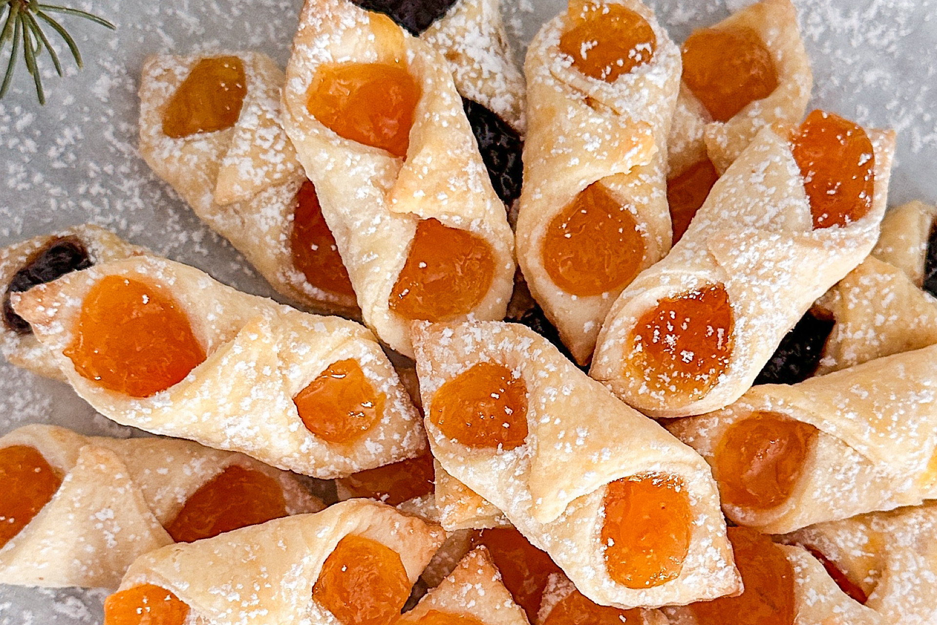 KOLACZKI POLISH COOKIES - The Tasty Chapter