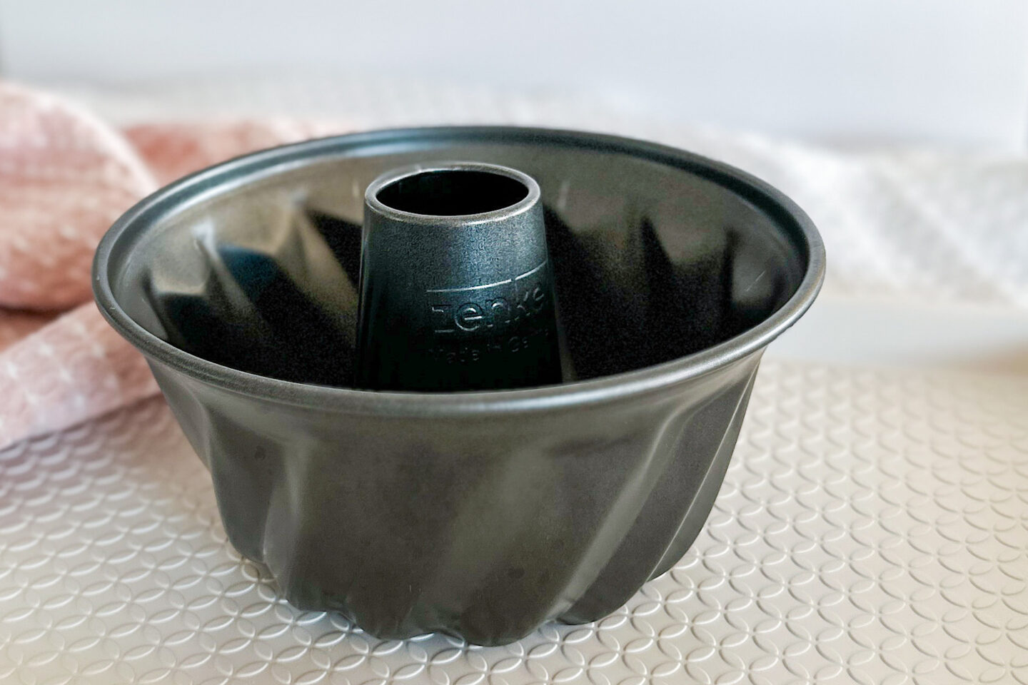 TIRAMISU BUNDT CAKE - The Tasty Chapter